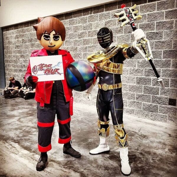 Shiny, Strong, and Awesomeness of Power Ranger Gold Zeo - JTOKUCOSTUME